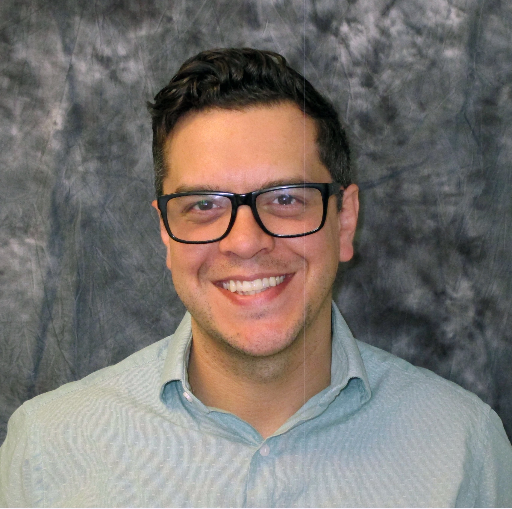 Chris Fredrickson's Instagram, Twitter & Facebook on IDCrawl